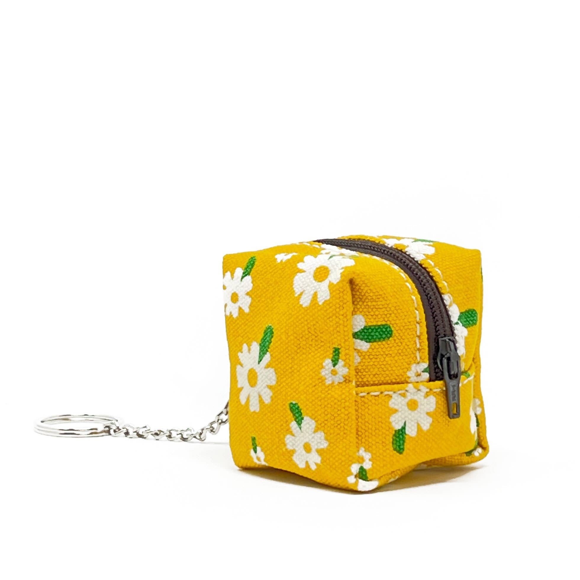 Mini Cube Key Ring, Daisy | JoRetro Vintage Market