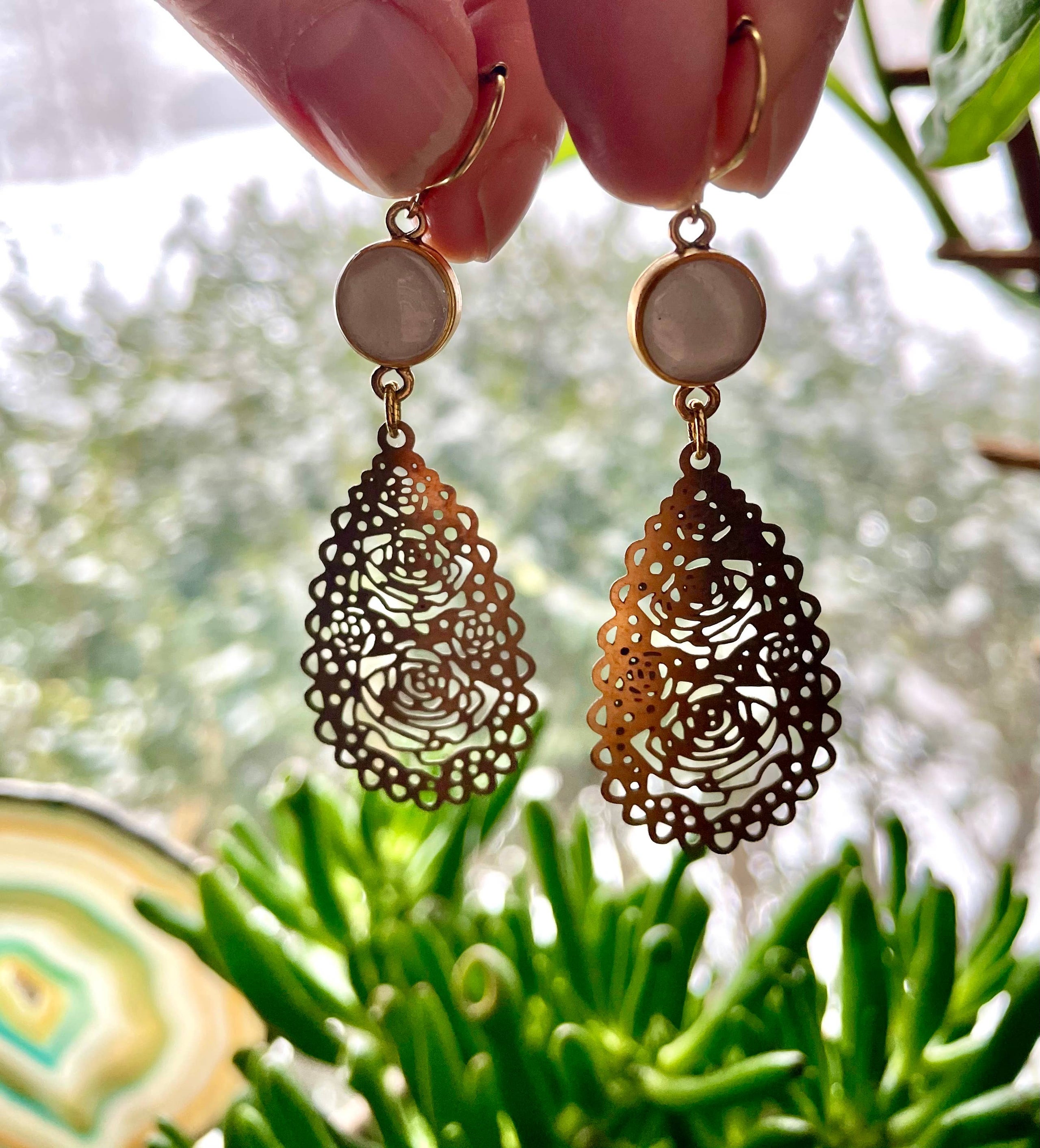 Rose Filigree Vintage Brass Earrings | JoRetro Vintage Market